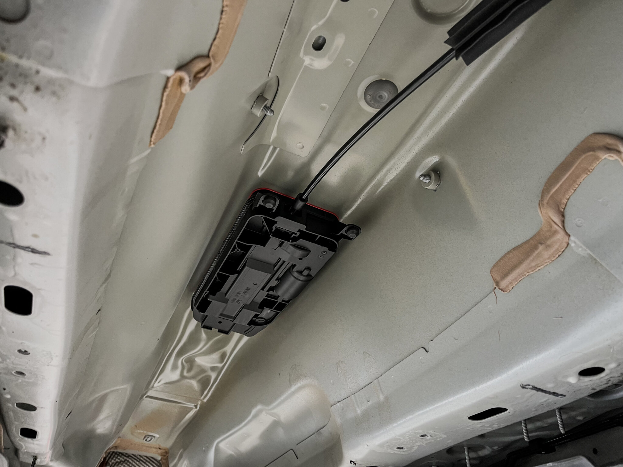 ゴルフ8で「セレクターレバーエラー」や「ギヤボックスエラー」が点灯したらシフトレバーの故障の可能性！？ – タチバナ記録簿